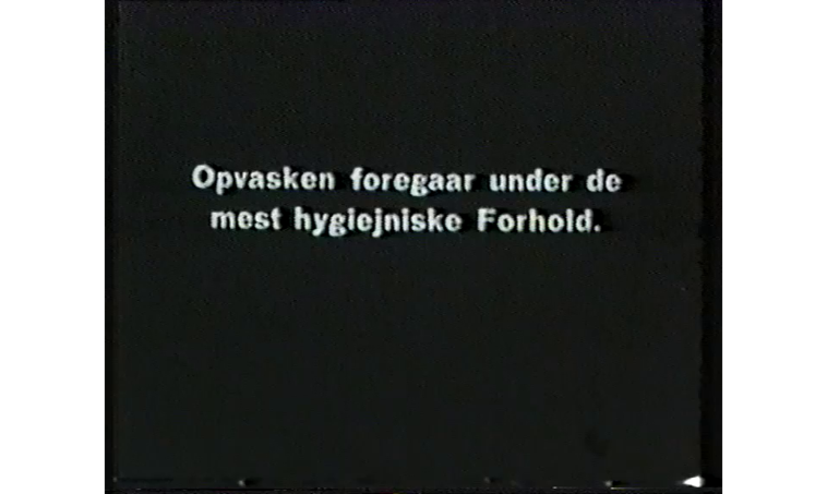 Opvask på feriekoloni, ca. 1950